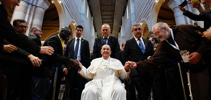 Papa către preoții din Verona: Spovada nu trebuie să fie o tortură ...